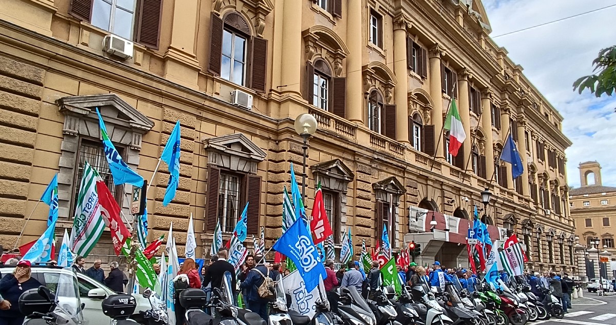 Riforma della riscossione: presidio al MEF per il passaggio di ...